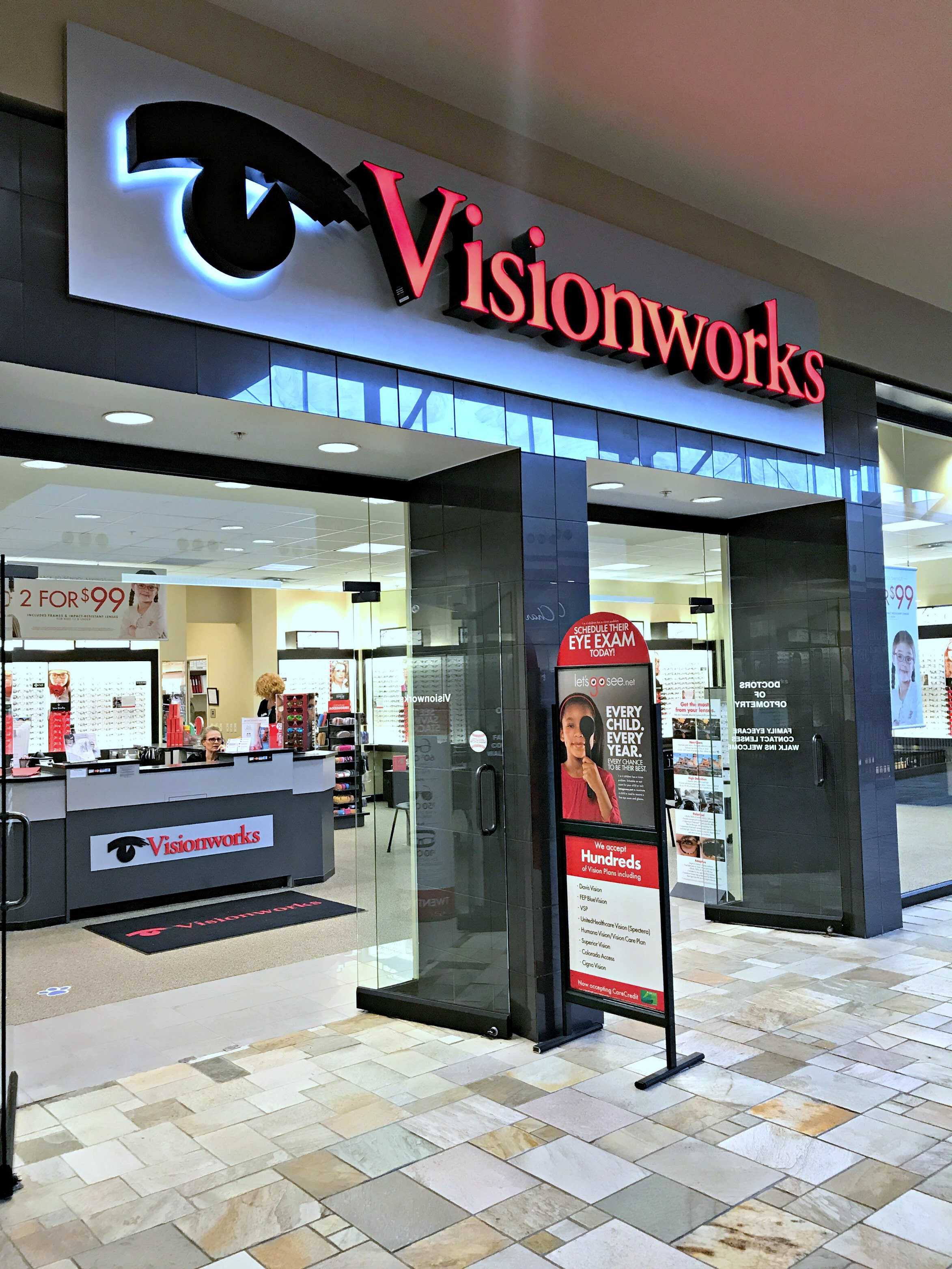 The Coolest Eye Exam EVER! - We Got The Funk